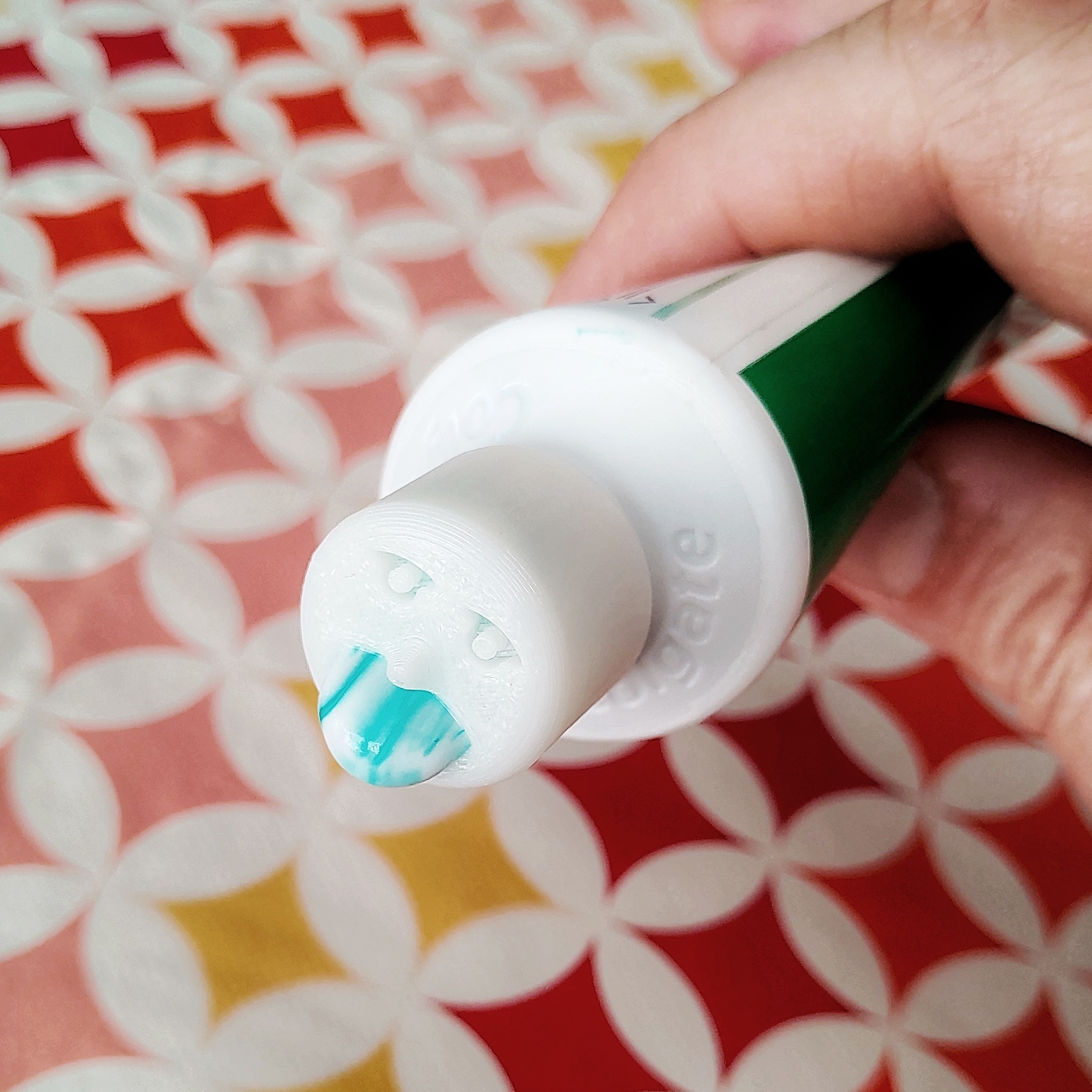 Arquivo grátis STL pasta de dientes Colgate smiley 🍝 ・design para ...